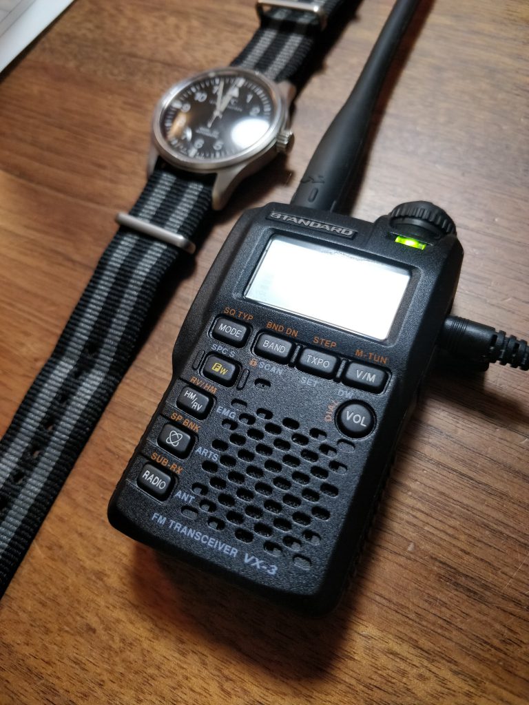 VX-3 という、なんか妙に愛着が湧く無線機 – papalagi.org